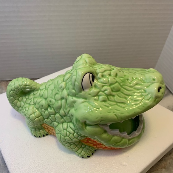 Accents | Ceramic Gator With Open Mouth To Hold Anything | Poshmark